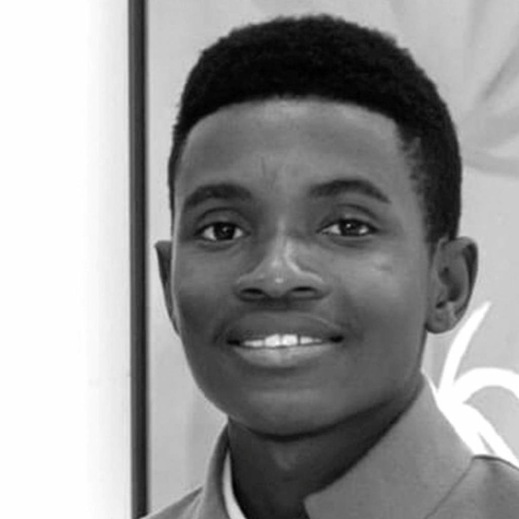 Tumelo Mphela - The Artists Gallery